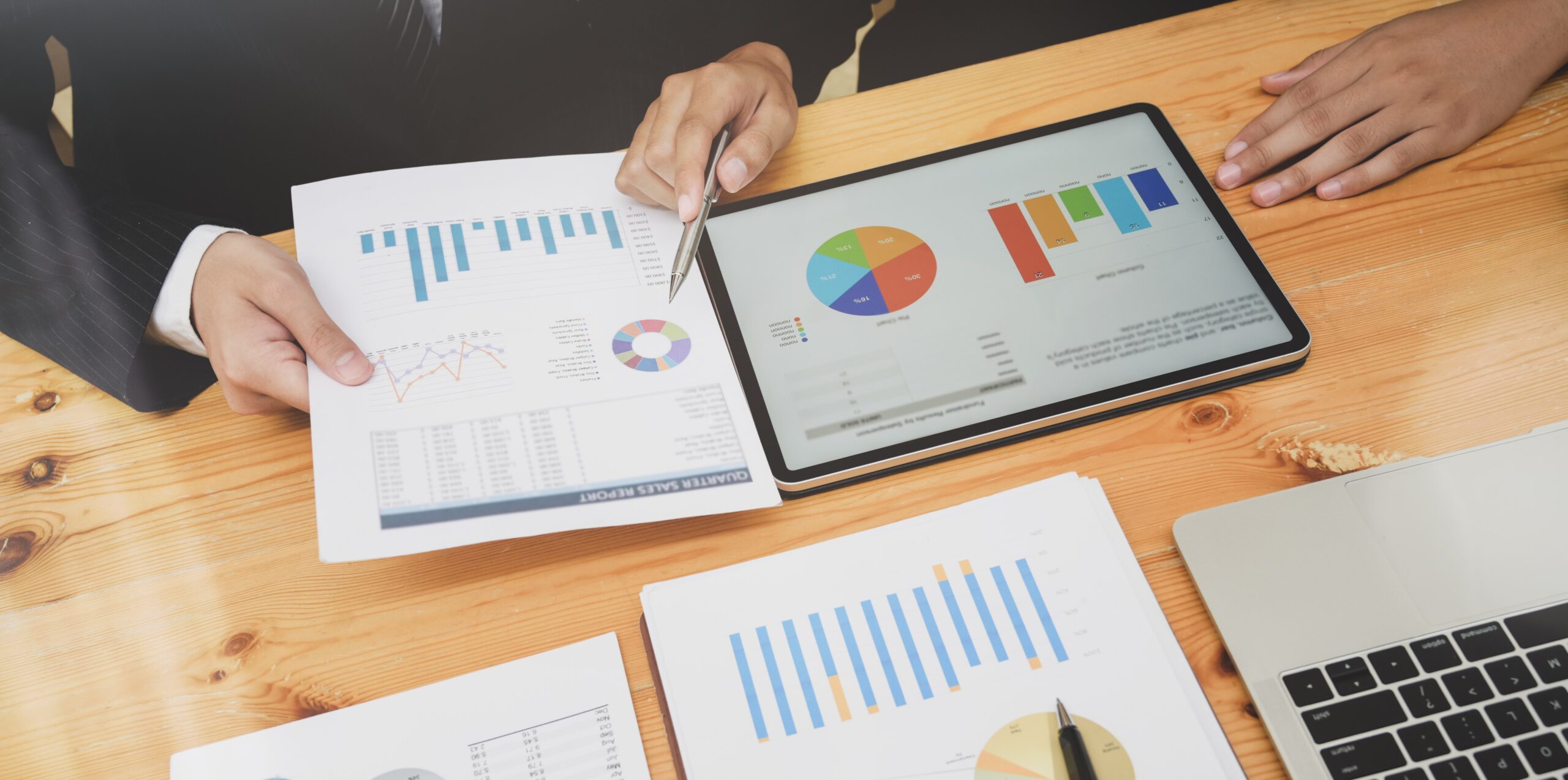How Much Do Small Businesses Spend On Social Media Marketing